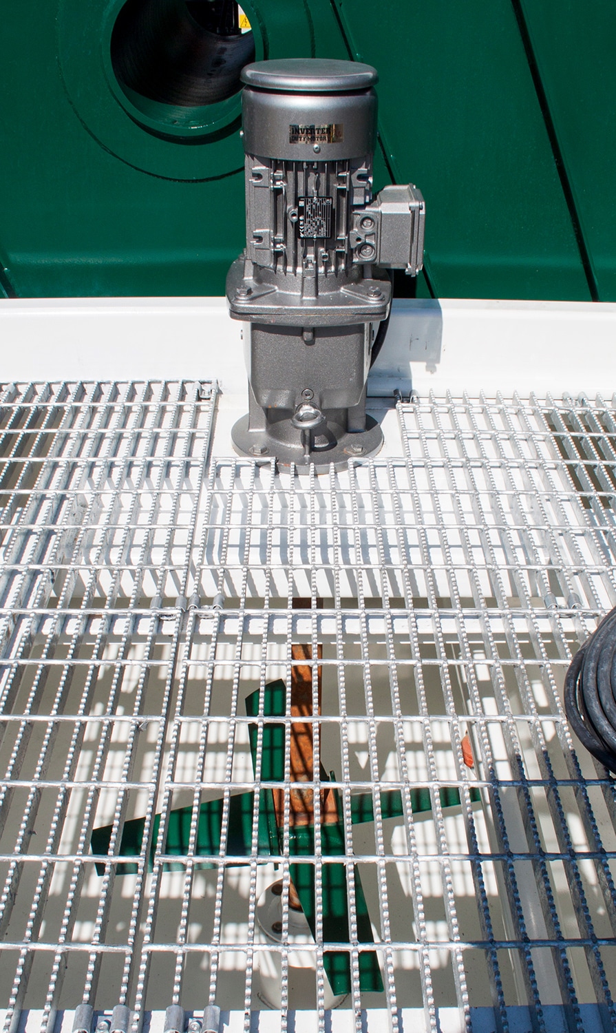 Tank Agitators | Elgin Separation Solutions
